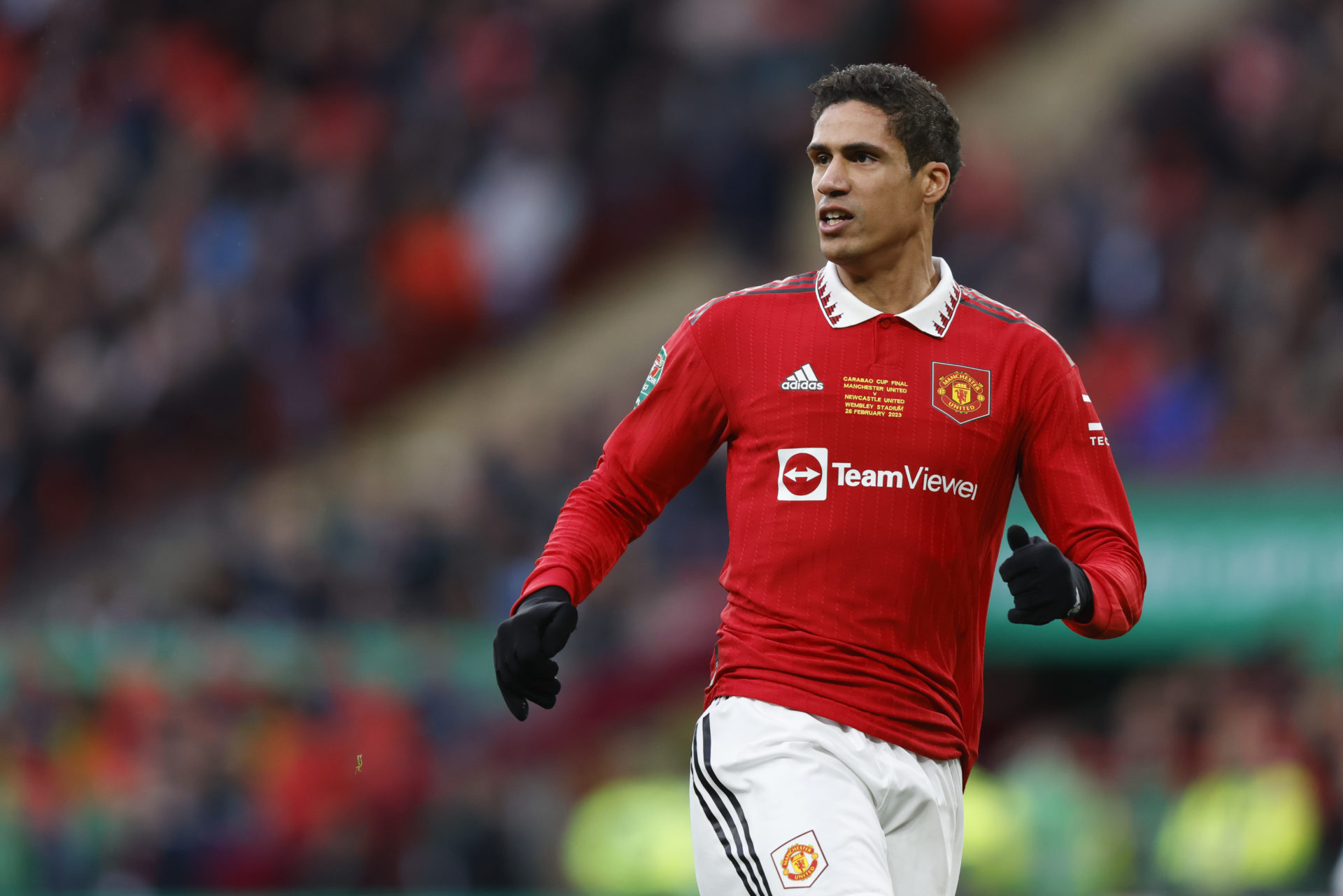 £34m Man United player could miss tomorrow's clash with Liverpool