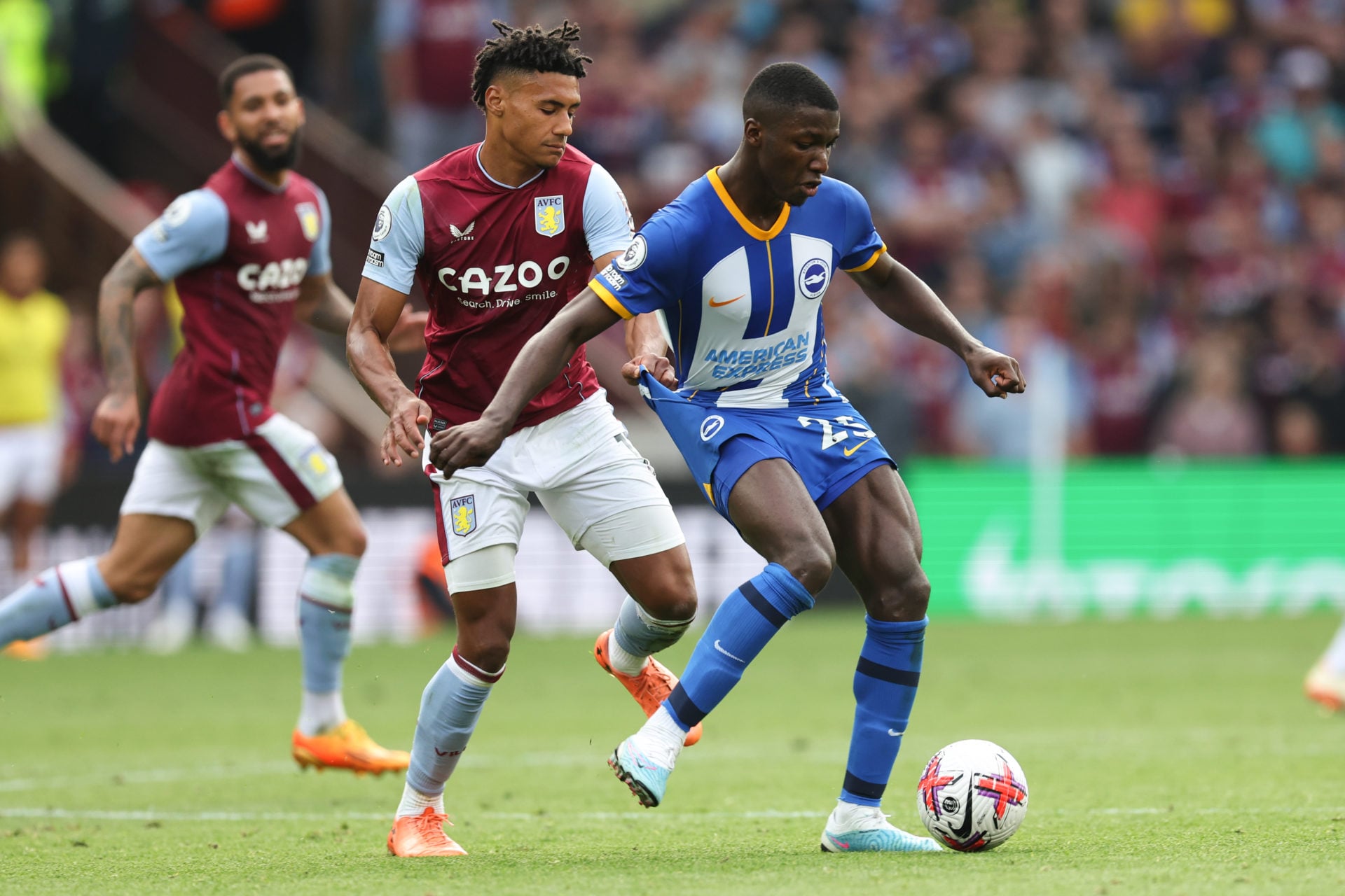 Liverpool-linked player 'really unhappy he hasn't signed for Chelsea yet