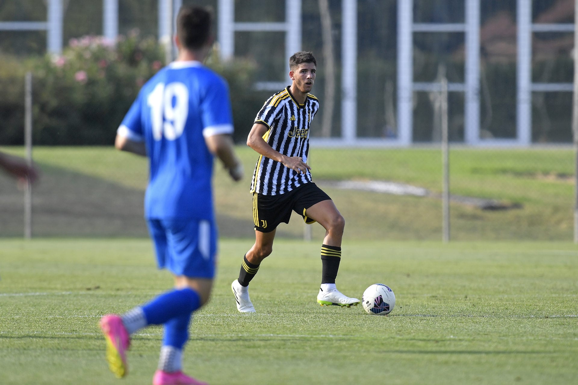 Liverpool are keeping a close eye on 20-year-old Juventus defender, he ...