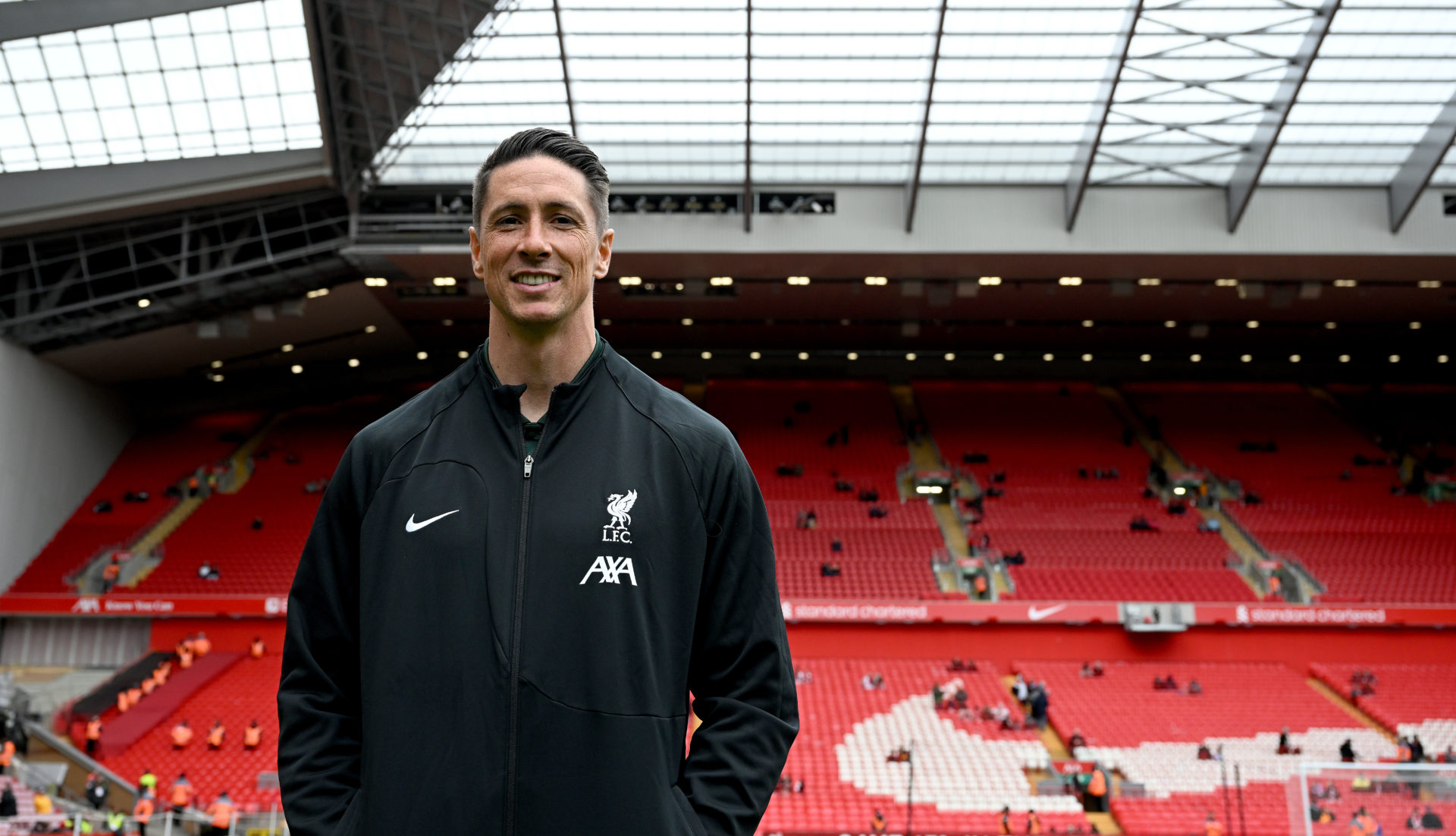 Alan Shearer shares who he thinks was better… Liverpool legend Fernando ...