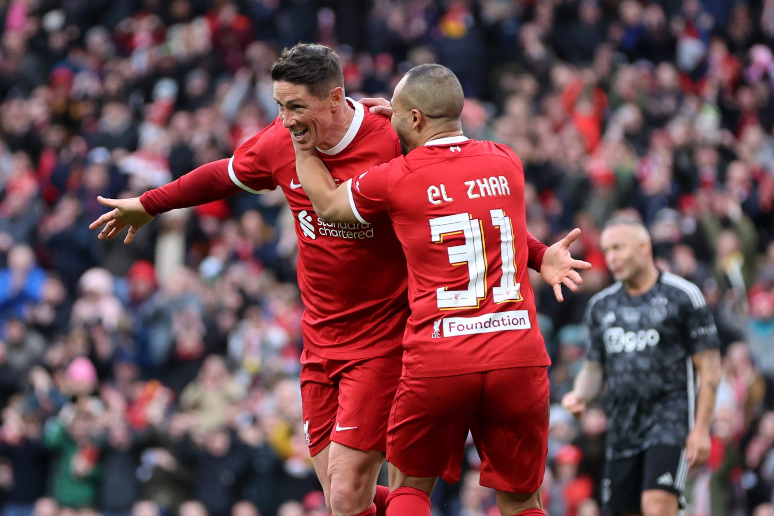 What Fernando Torres did after scoring in front of the Kop for ...