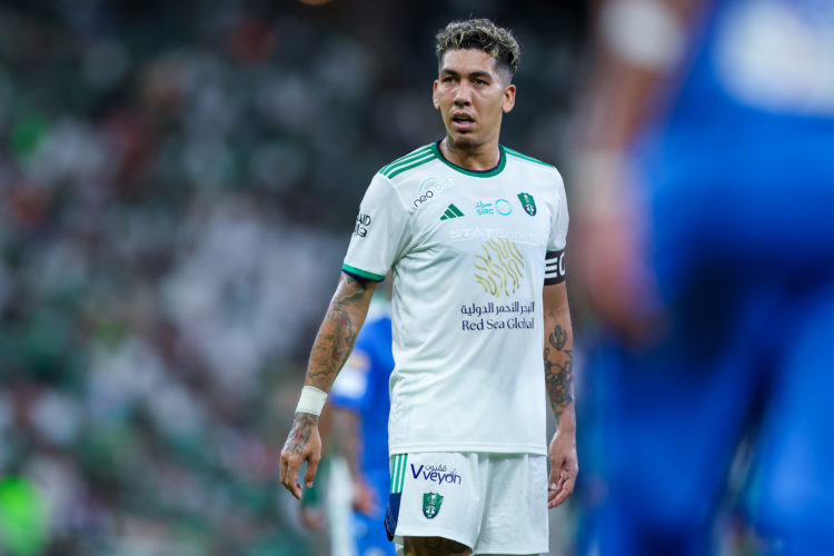 Roberto Firmino shows off brand new hairstyle never before seen at ...