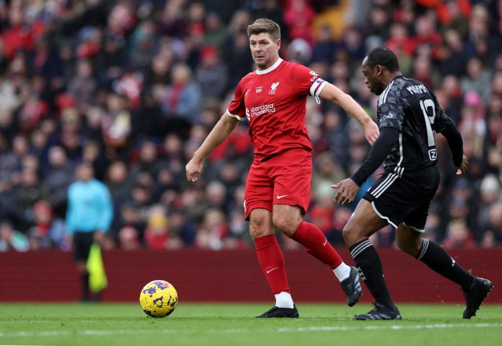 Curtis Jones shares photo with Liverpool legend Steven Gerrard after ...