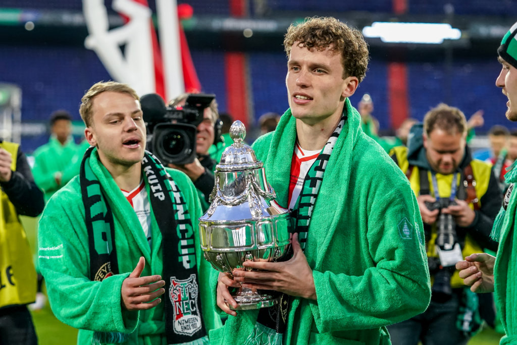 Why Liverpool really chose not to sign Brighton target Mats Wieffer ...