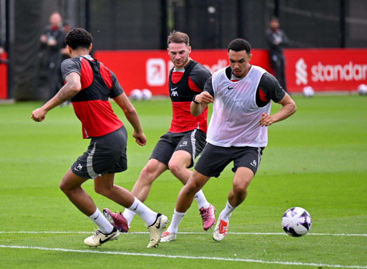 Liverpool player's Dad confirms that his son will not be leaving ...