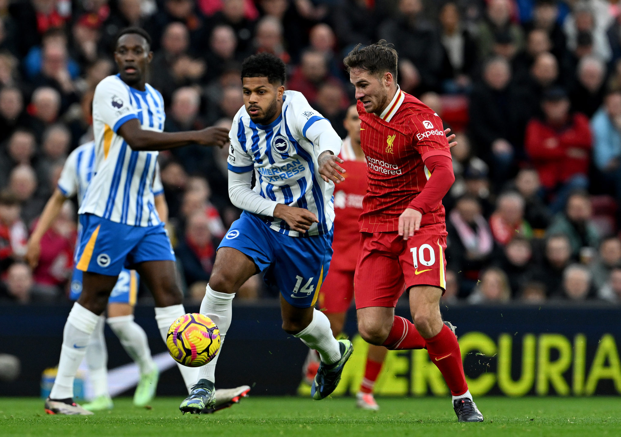 Tony Cascarino criticises two Liverpool players despite 2-1 win vs ...