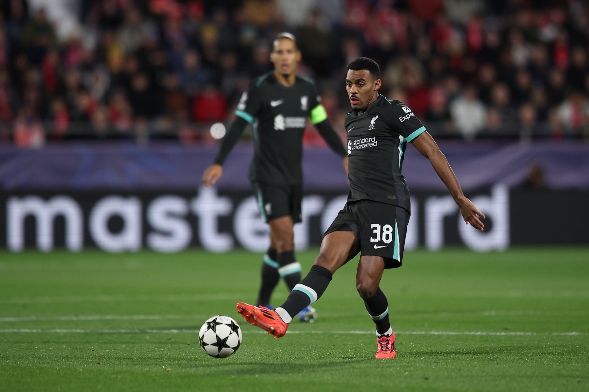 Nigel Reo-Coker explains why Liverpool's Ryan Gravenberch is so ...