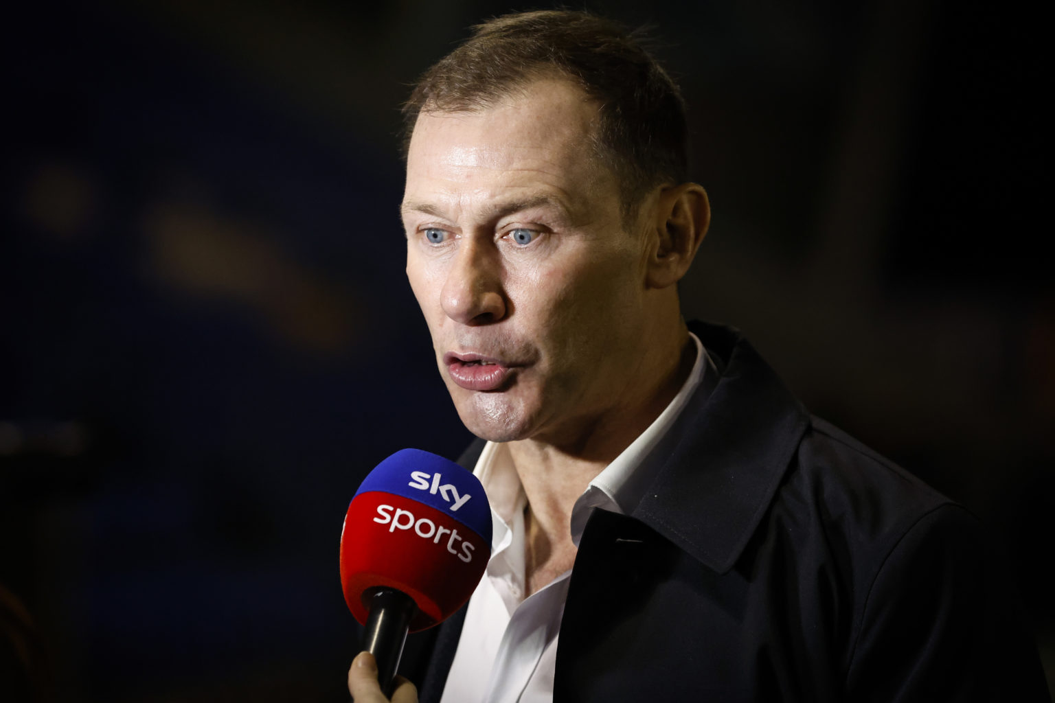 Everton legend Duncan Ferguson agrees with Jamie Carragher over James ...