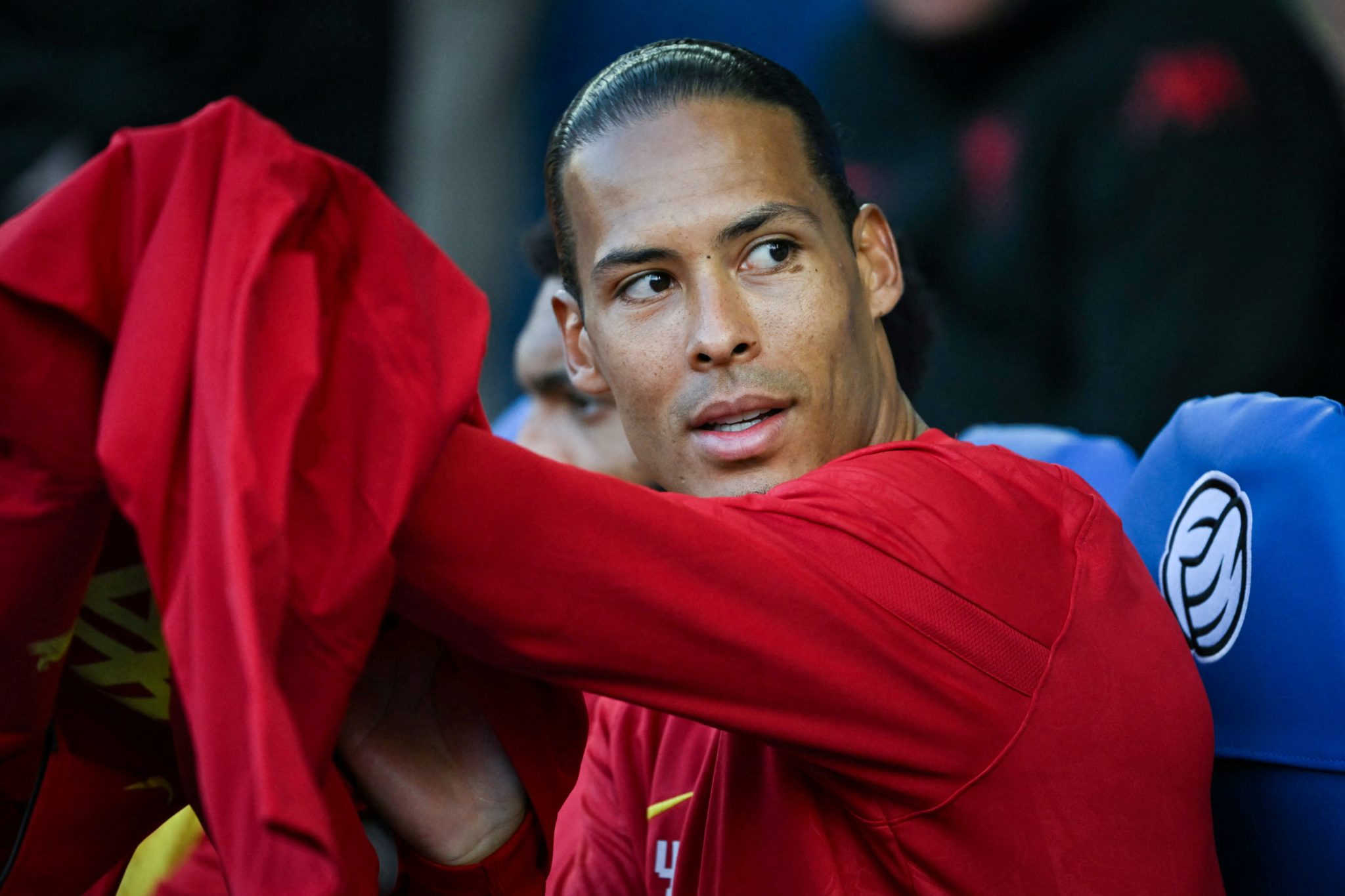 'Stunning' Virgil van Dijk mural revealed in Liverpool as Reds fans ...