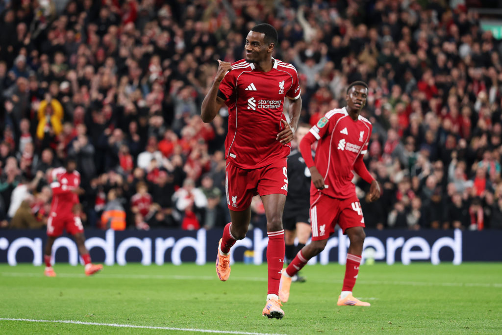 Alexander Isak did something 'never seen before' during half-time after ...