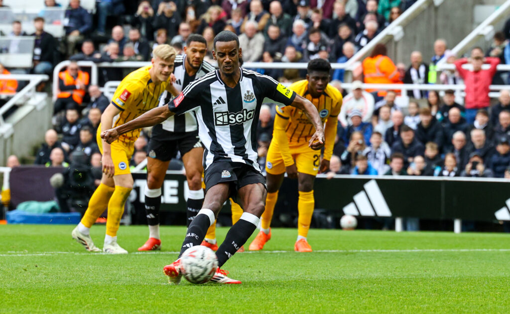 Why Alexander Isak is almost guaranteed to score more goals if Mohamed ...