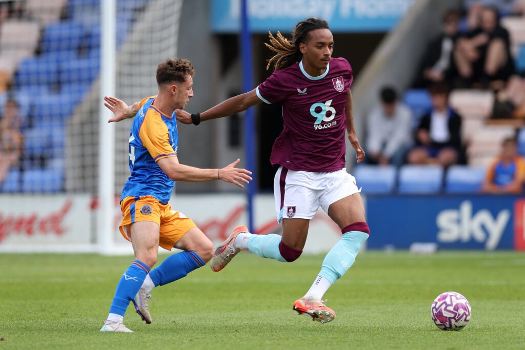 Noah Adekoya is quietly making a name for himself at Liverpool and ...
